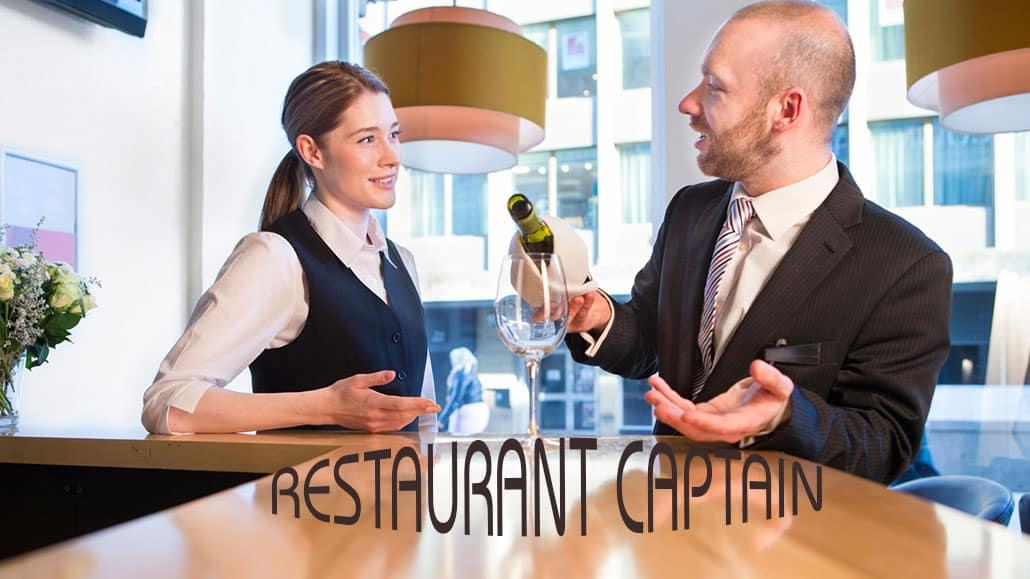 Restaurant captain là gì? Công việc tổ trưởng nhà hàng 2025